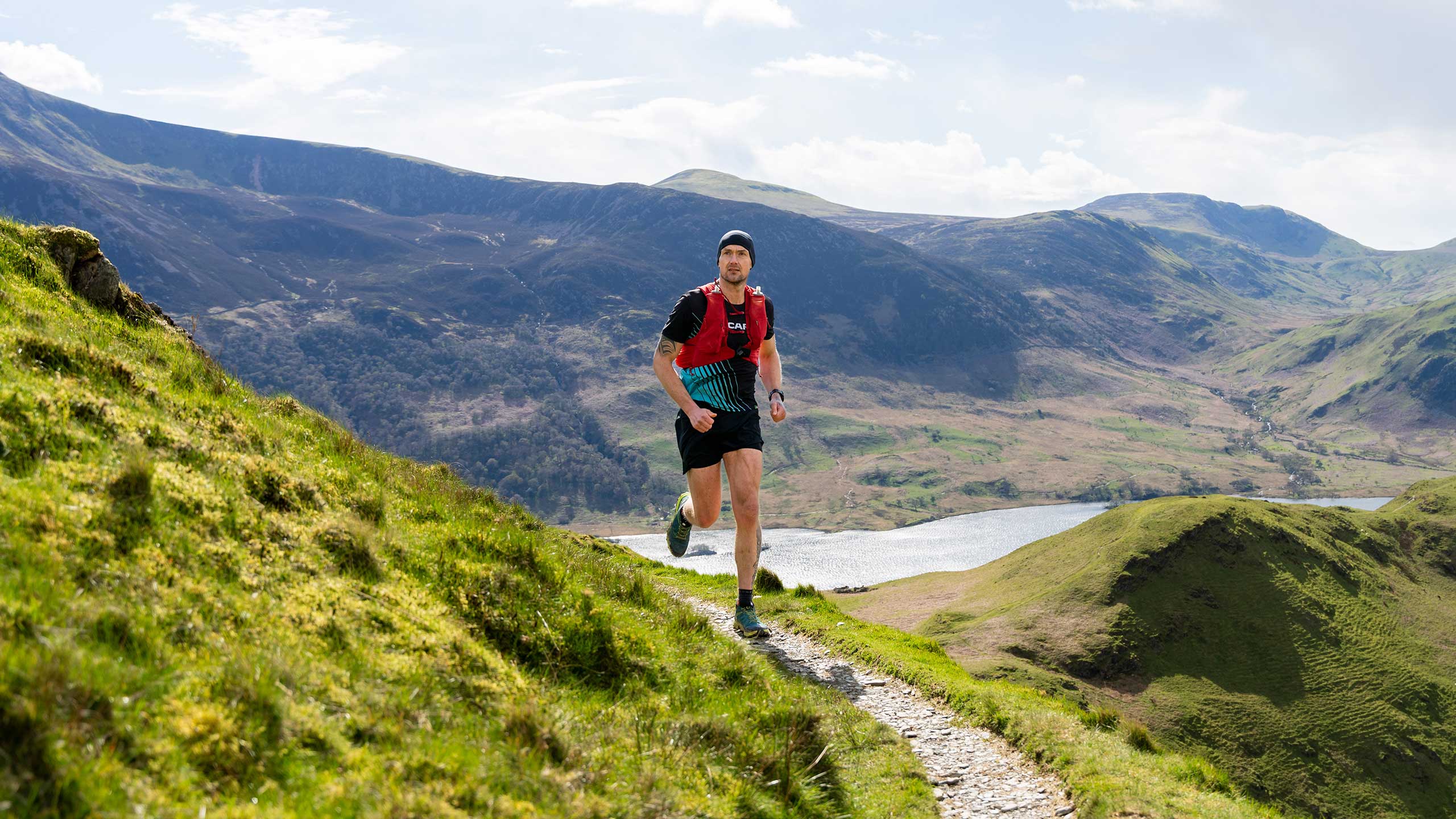 SCARPA X George Fisher Tea Round